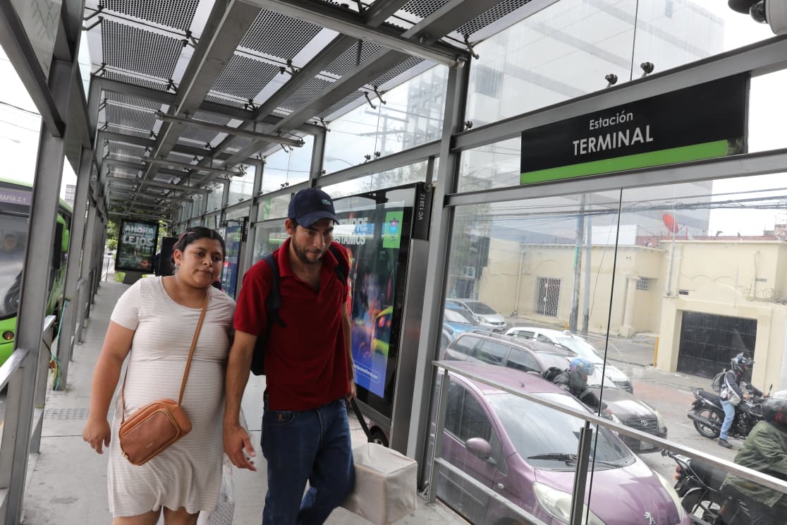 Cómo moverte en la Línea 13 del TransMetro: guía completa de su ...